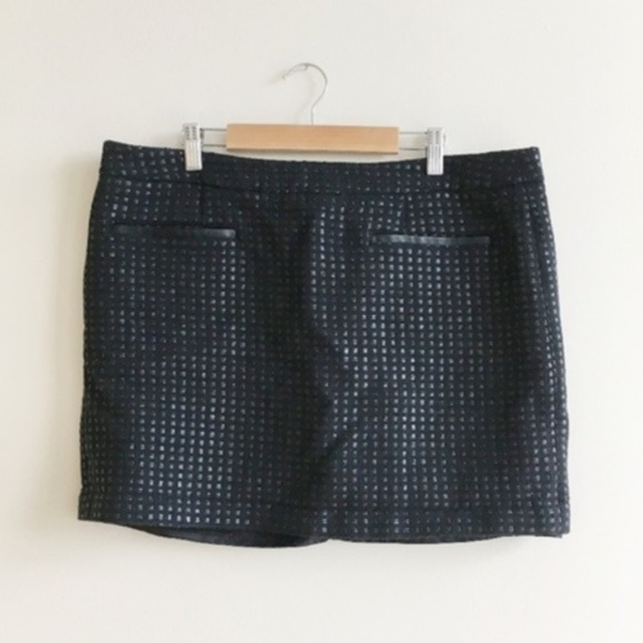 GAP | Skirts | Gap Square Pattern Black Mini Skirt | Poshmark
